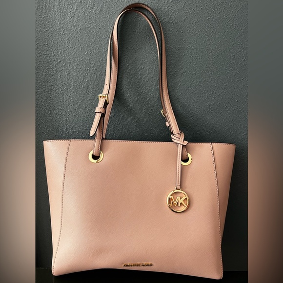 Michael Kors | Bags | Michael Kors Walsh Blush Leather Tote Bag | Poshmark